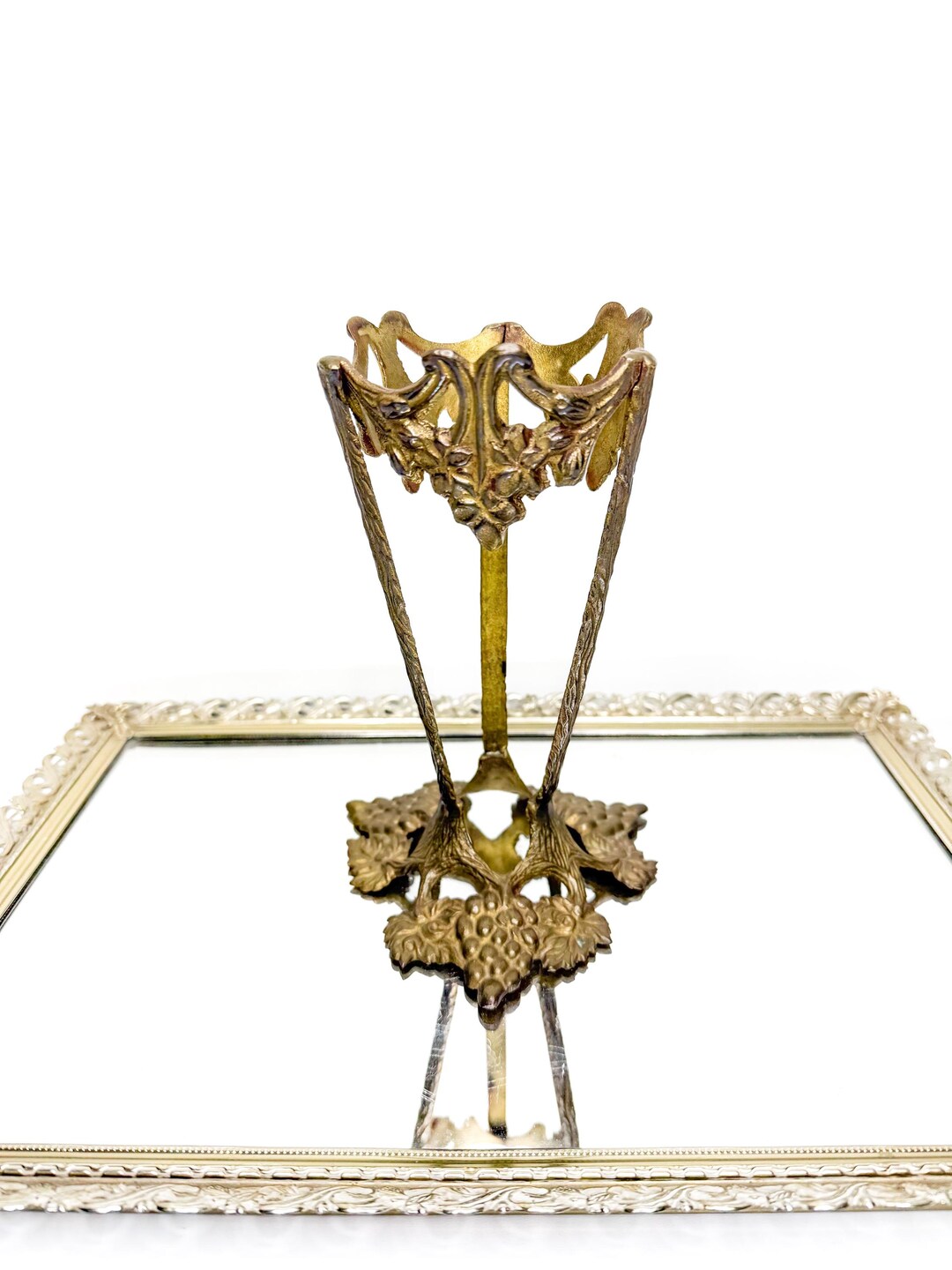 Vintage Brass Grapevine Stand With Leaf Motif - Etsy