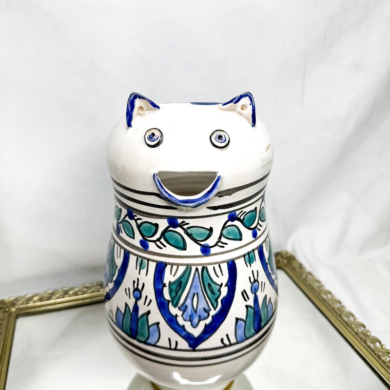 Cat Pitcher - Etsy
