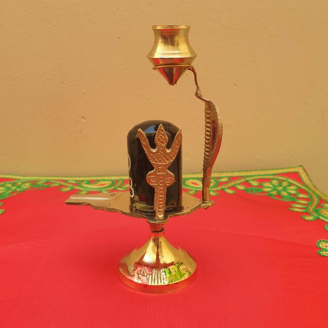 Lord Shiva Lingam Stand With Water Fountain for Home Temple Pooja ...