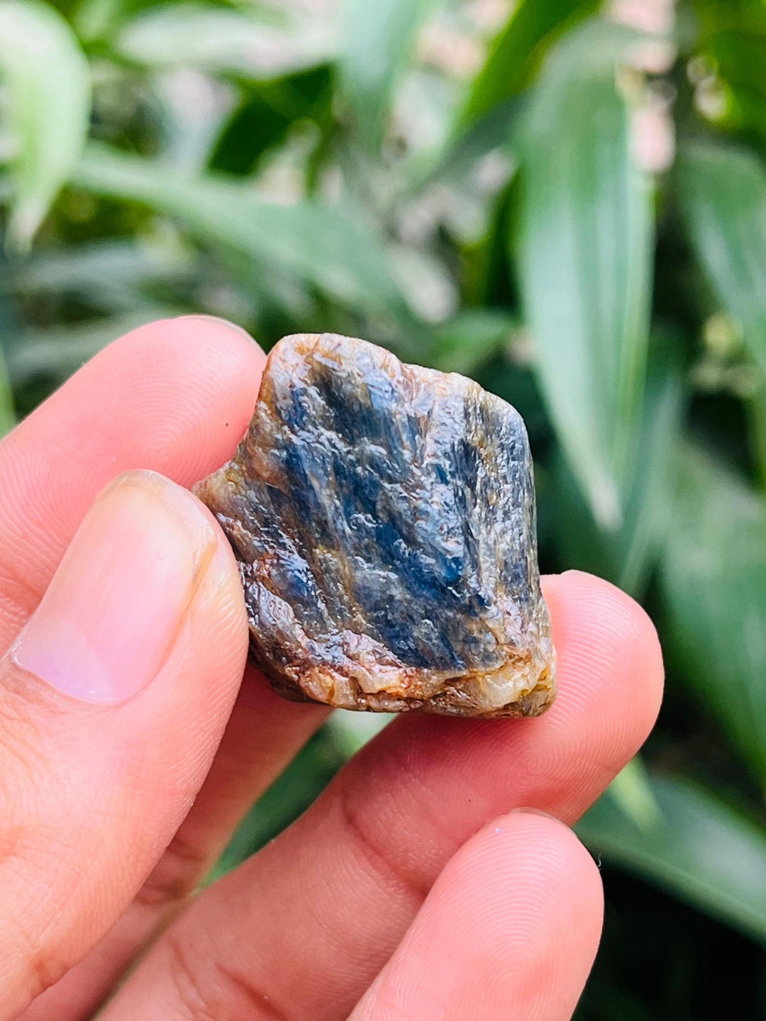 BLUE SAPPHIRE Rough Chunk Blue Sapphire Crystal, Raw Untreated - Stone ...