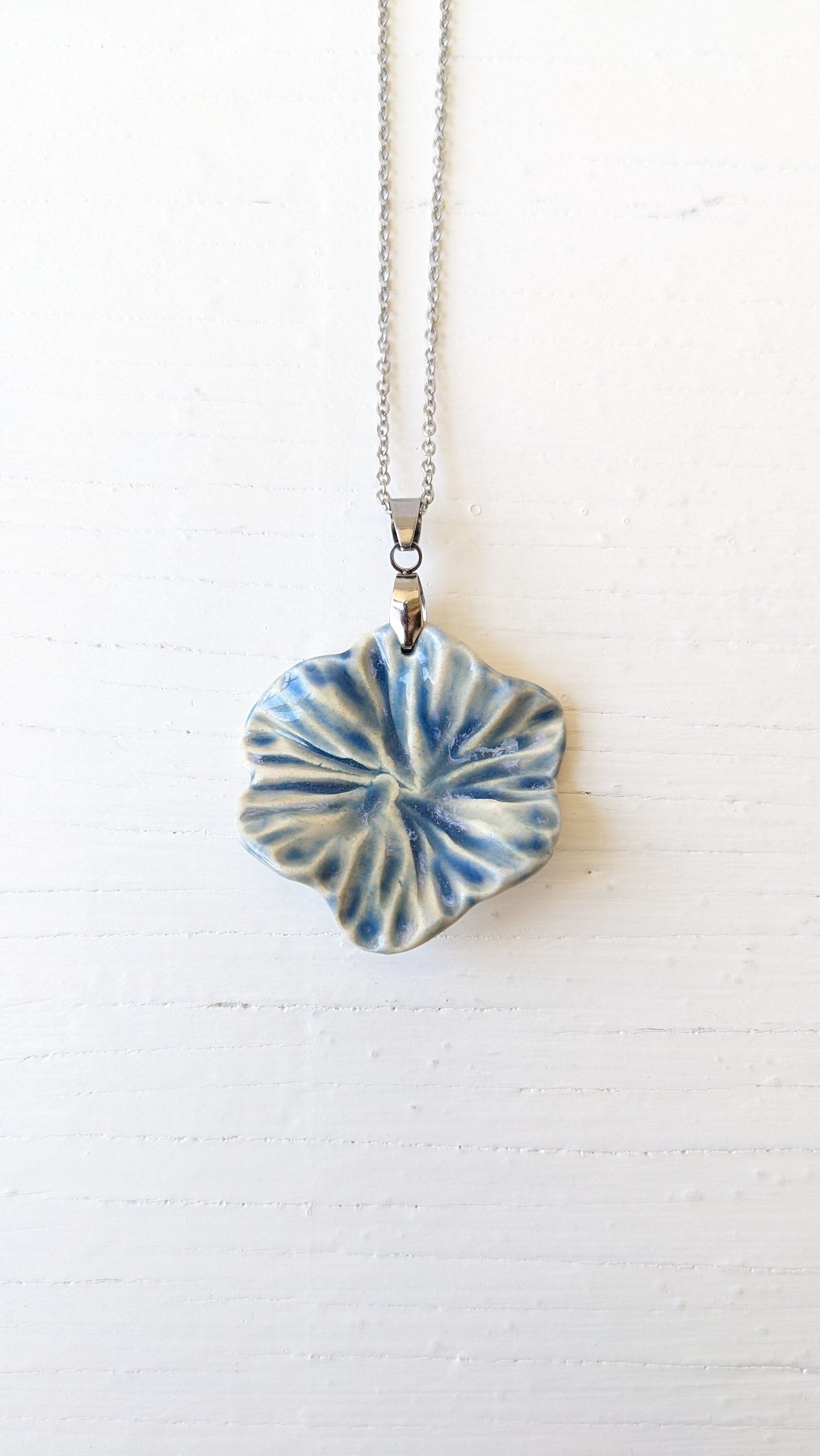 Tide Pendant, Shell Necklace, Blue and White Porcelain, Hand-carved ...