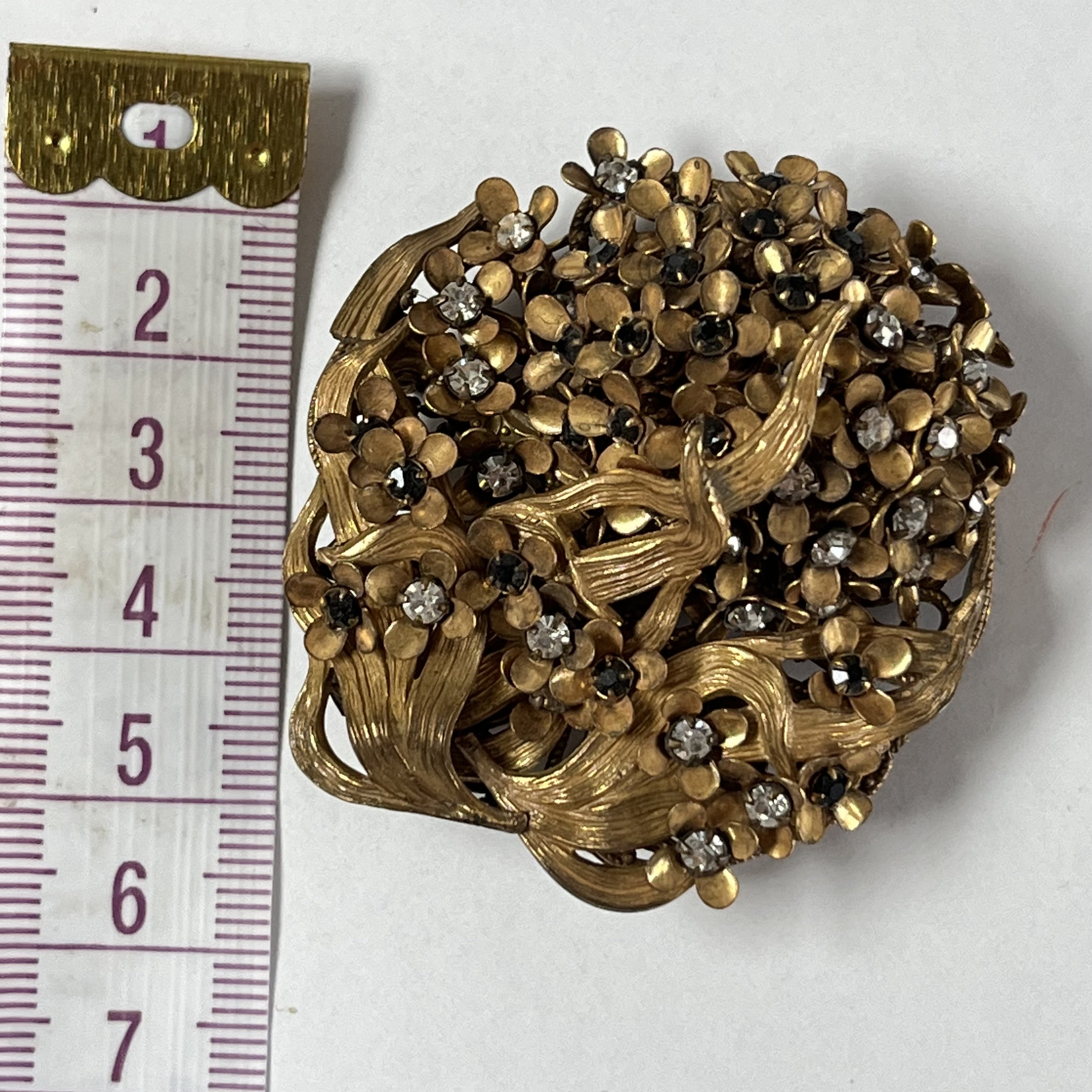 Amourelle Frank Hess for Kramer Brooch Floral Black Clear Prong Set ...