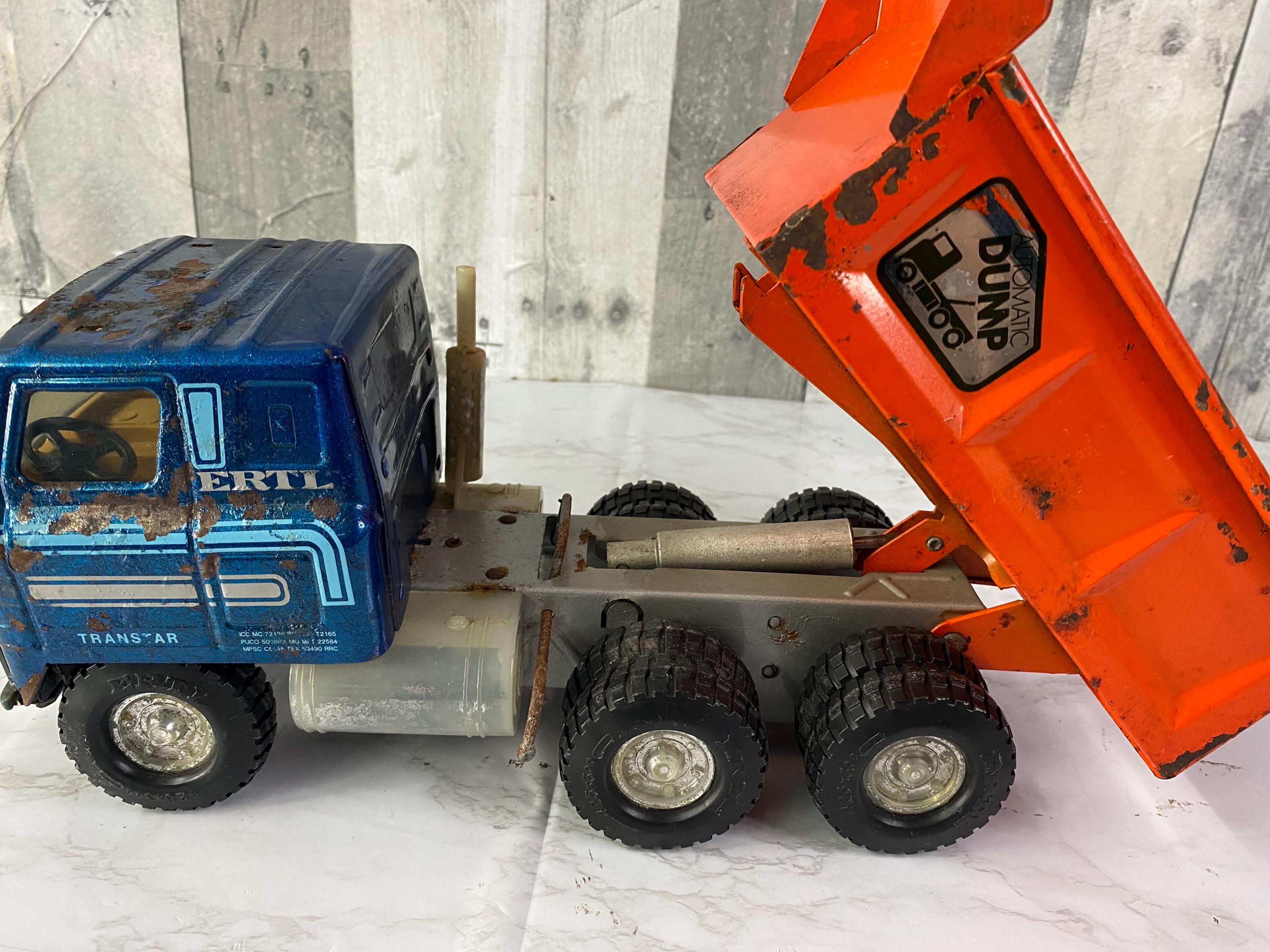 Vintage Ertl International Transtar Hydraulic Automatic Dump Truck ...