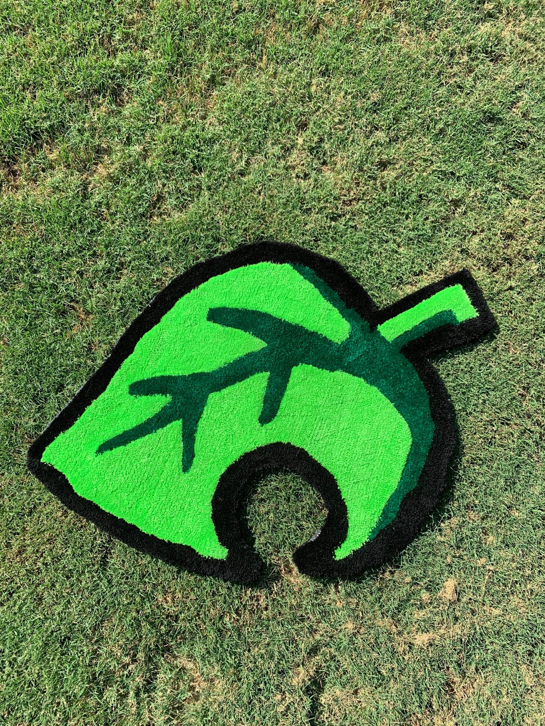 Leaf Rug | ACNH | Rug | Video Game Custom Rugs | Custom Rugs | Tufting ...