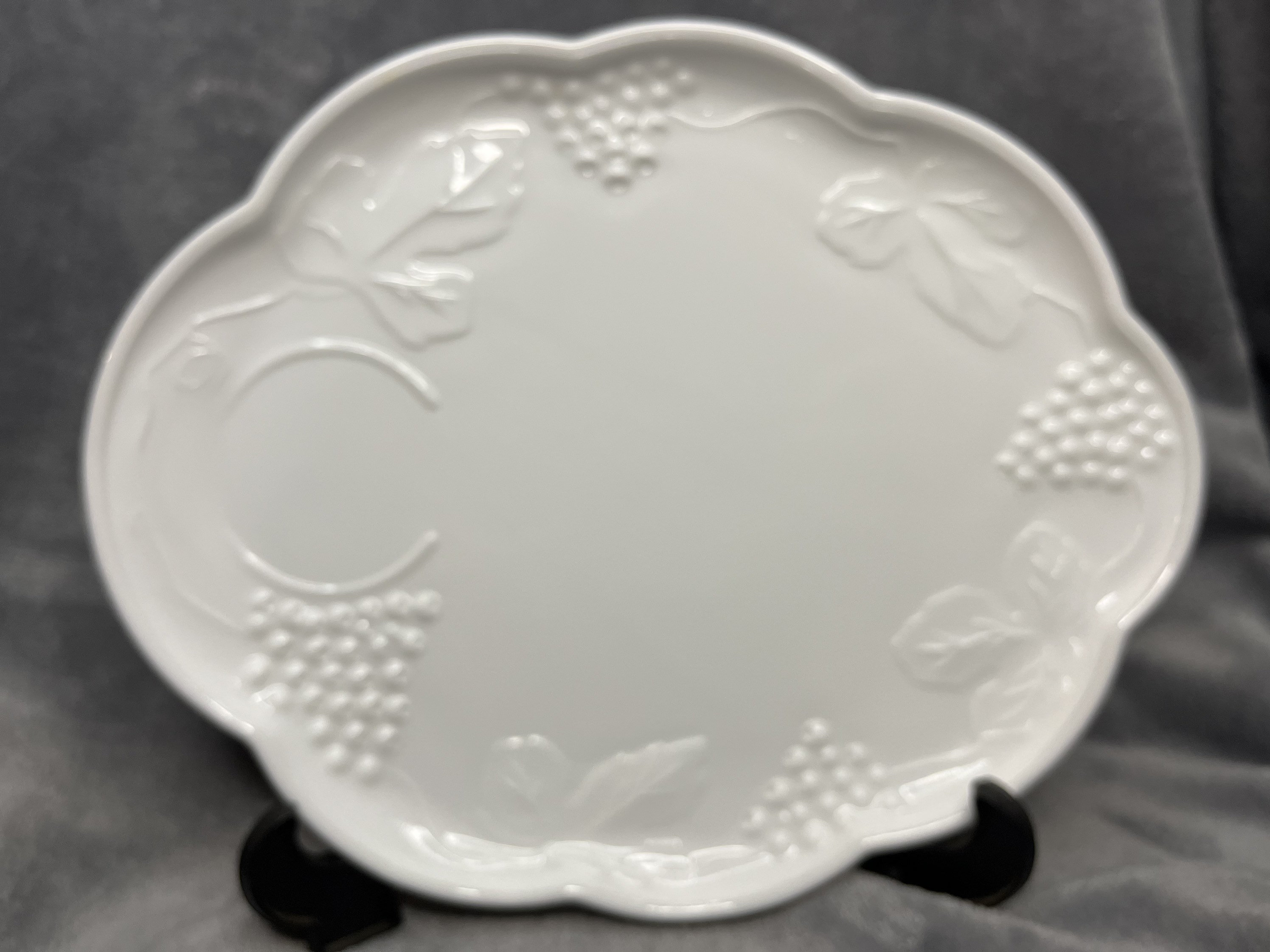 Vintage Indiana Glass Milk Glass Tray-vintage Milk Glass - Etsy