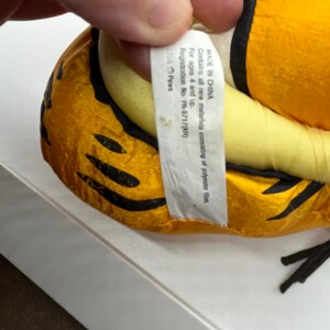 Vintage 1995 Garfield Window Cling Face Plush-read Description and See ...