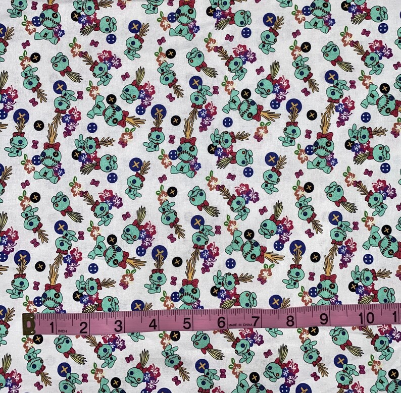 Disney Stitch and Scrump Fabric 100% Cotton Fabric Fat Quarter Tumbler ...