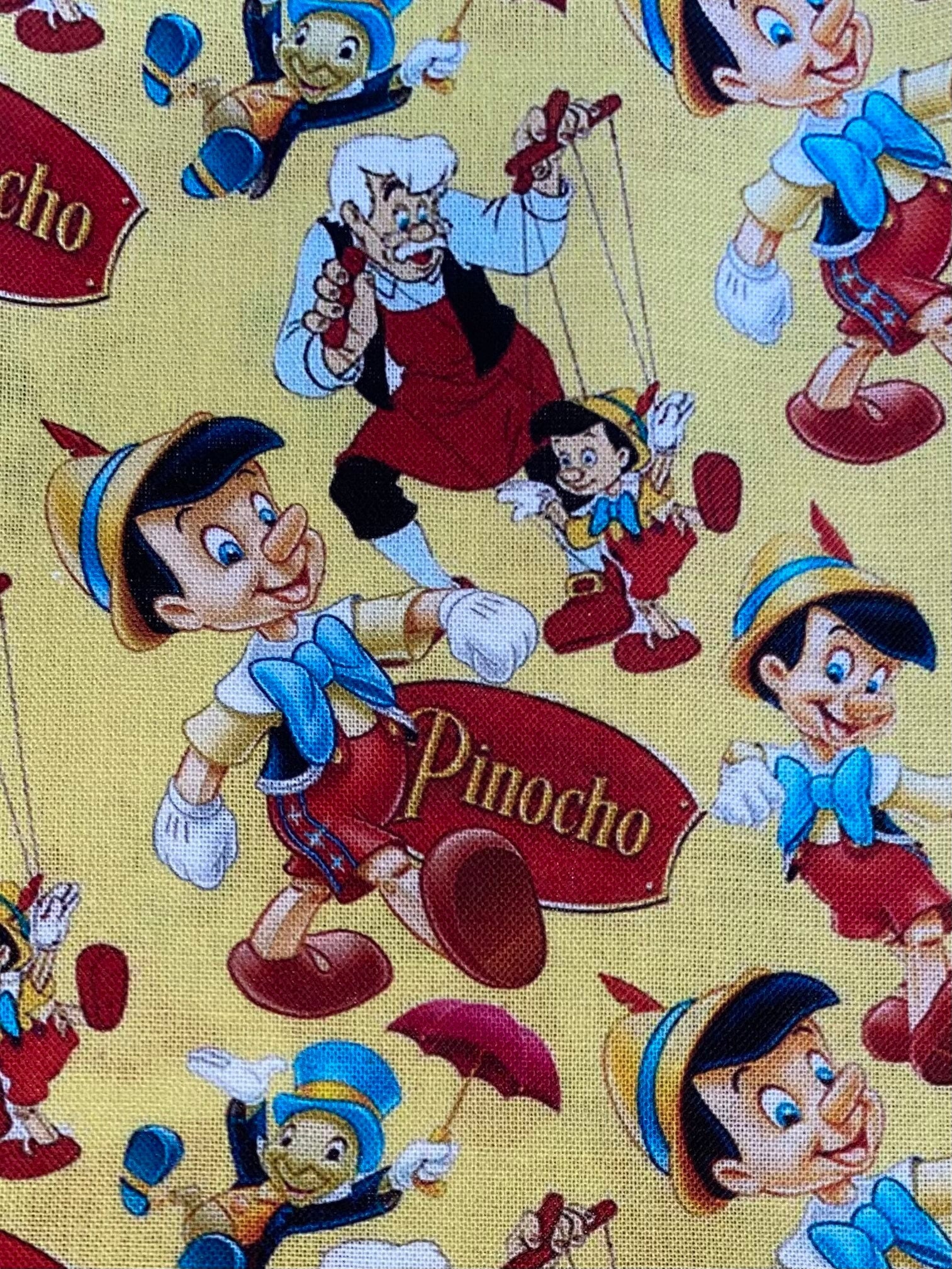 Disney Pinocchio Fabric 100% Cotton Fabric Fat Quarter Tumbler Cut ...
