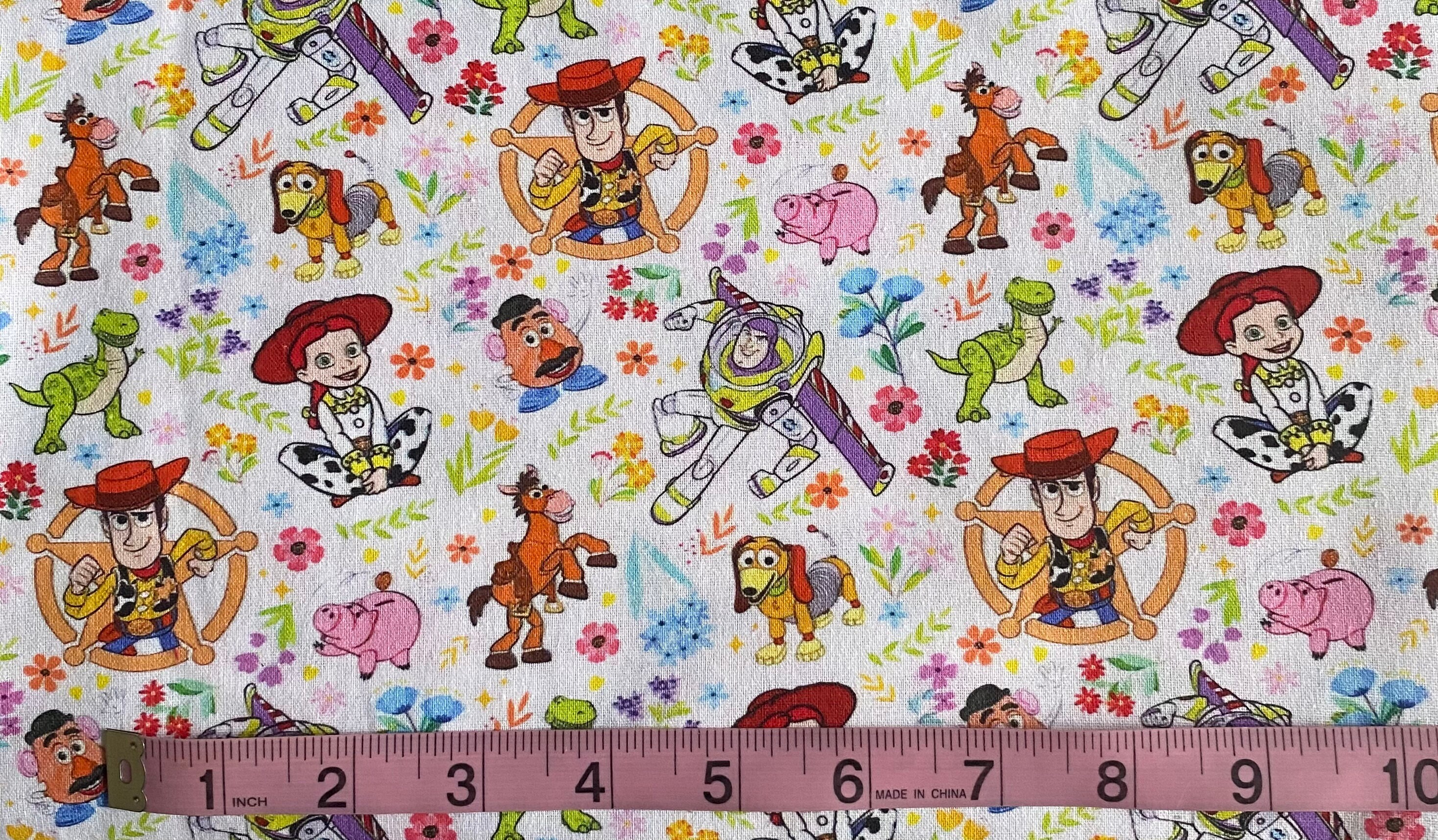 Disney Toy Story Fabric 100% Cotton Fabric Fat Quarter Tumbler Cut Buzz ...