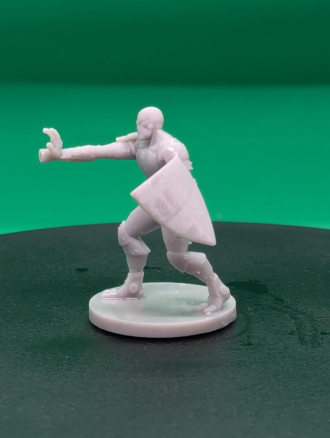 Artificer Miniature Warforged Tabletop Figure for Dungeons & Dragons ...