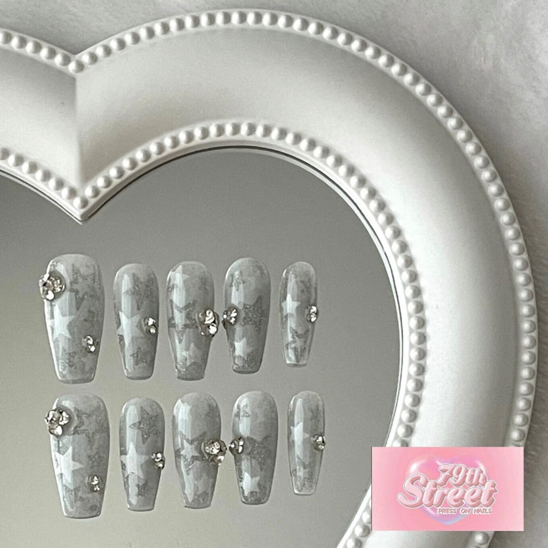 The Star of the Day Handmade Press on Nails - Etsy