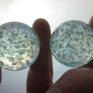 2 Boulders 35mm SNOWFLAKE Marbles Glitter Speckled Glass Ball Large - Etsy