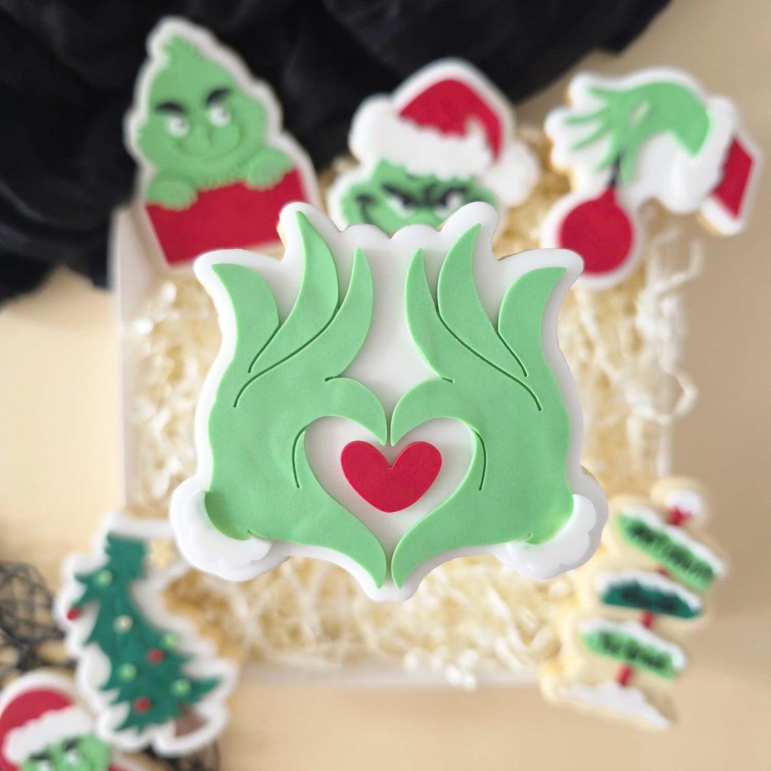 Stamp and Cookie Cutter #131 - Grinch Hands in a Heart Shape for Sugar ...