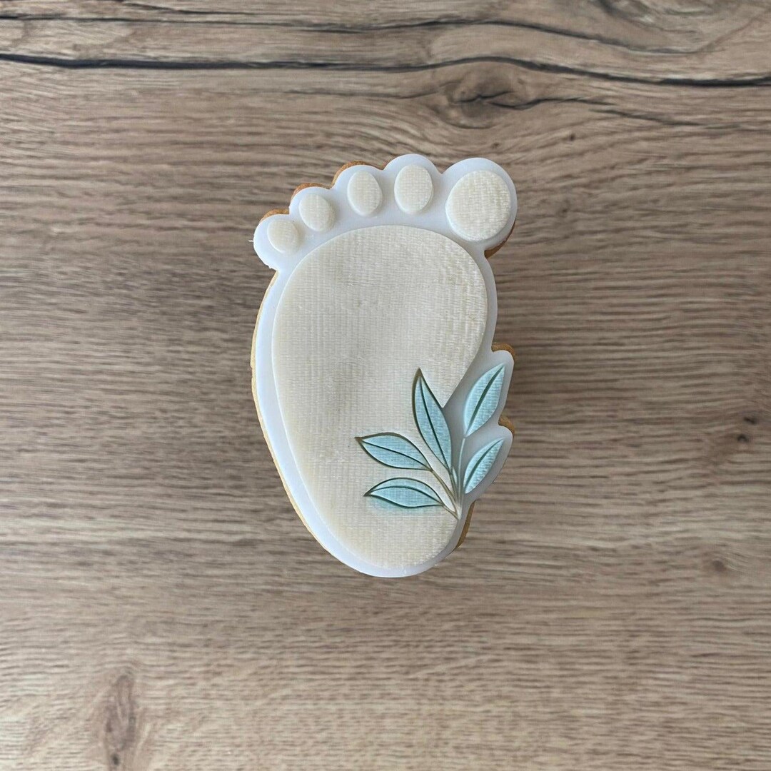 BABY Stamp and Cookie Cutter #084 - Baby Foot With Flowers for Sugar ...