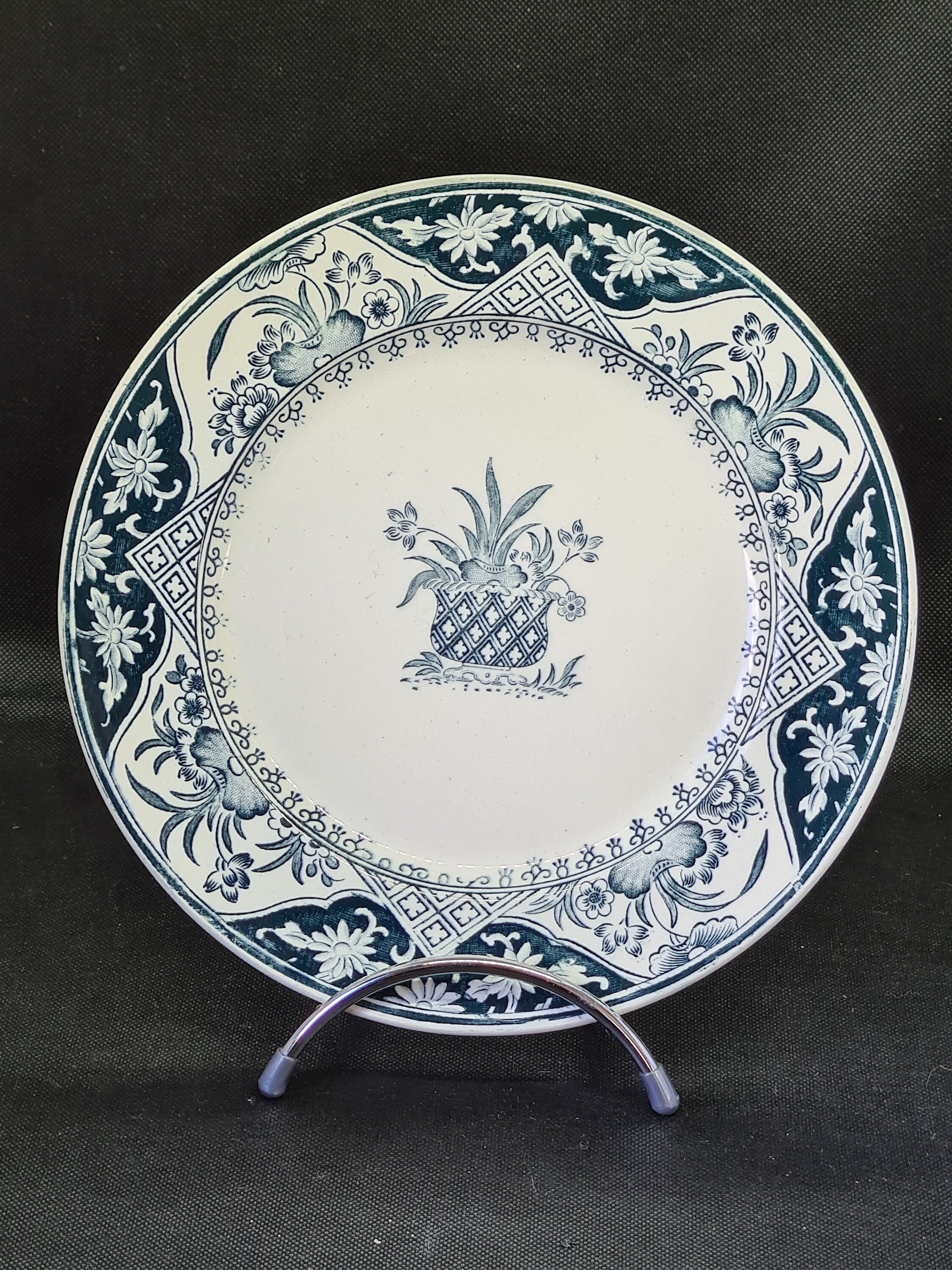 Antique French Plate From the Faïencerie De Creil-montereau Timeless ...