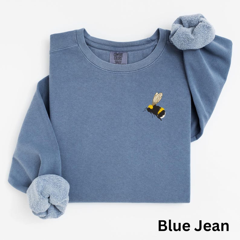 Embroidered Bumblebee Sweatshirt: Vintage Garment-dyed Honeybee ...
