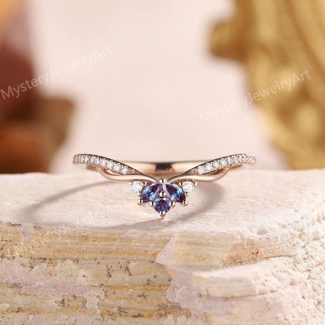 Vintage Marquise Alexandrite Wedding Band Solid Gold Infinity Ring ...