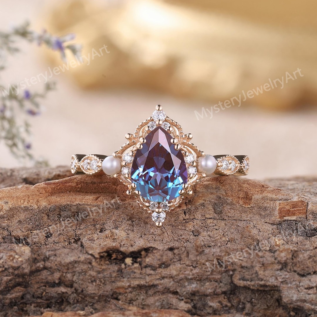 Vintage Pear Alexandrite Engagement Ring Solid Gold Wedding Ring Pearl ...