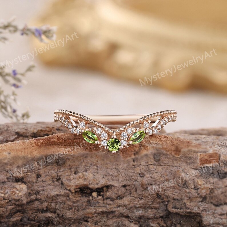 Vintage Peridot Moissanite Wedding Band Floral Art Deco Solid Gold Ring ...