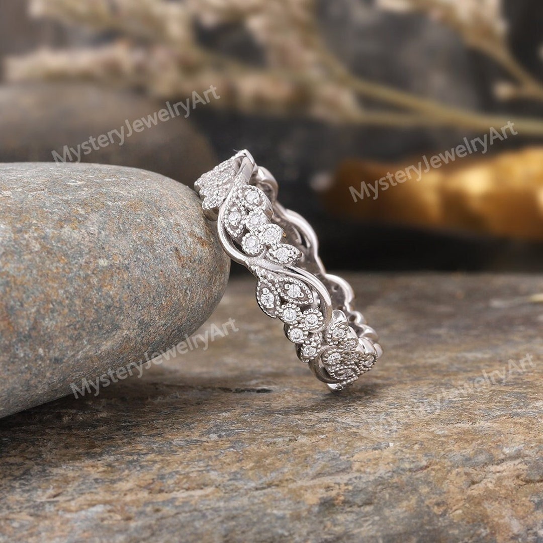 Vintage Moissanite Wedding Band White Gold Wedding Ring Vine Ring Leaf Floral Ring Moissanite ...