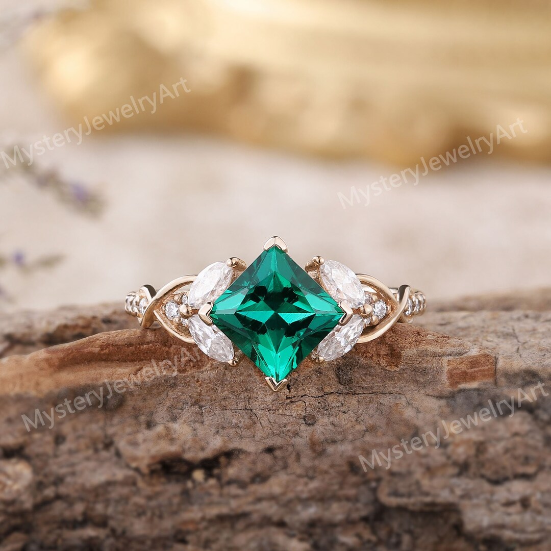 Vintage Emerald Engagement Ring Solid Gold Princess Cut Emerald Ring ...
