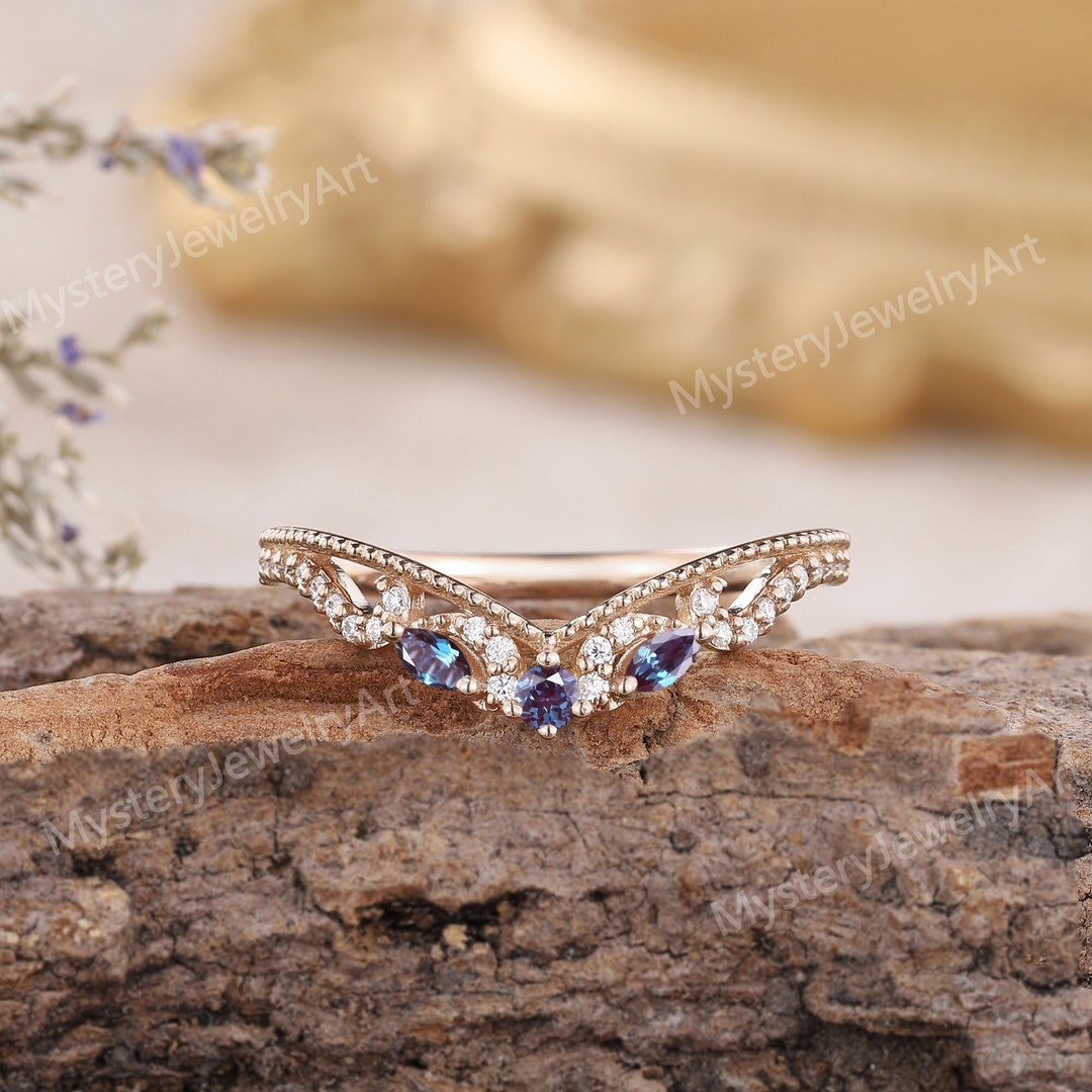 Unique Marquise Alexandrite Wedding Band Solid Gold Moissanite Curved ...