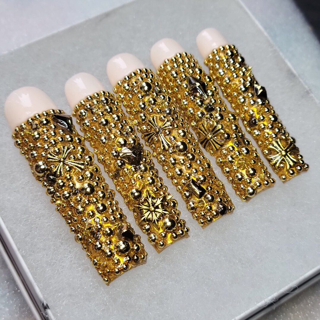 Bedazzled Gold Press on Set With Gold Chrome Base & Gold Charms - Etsy
