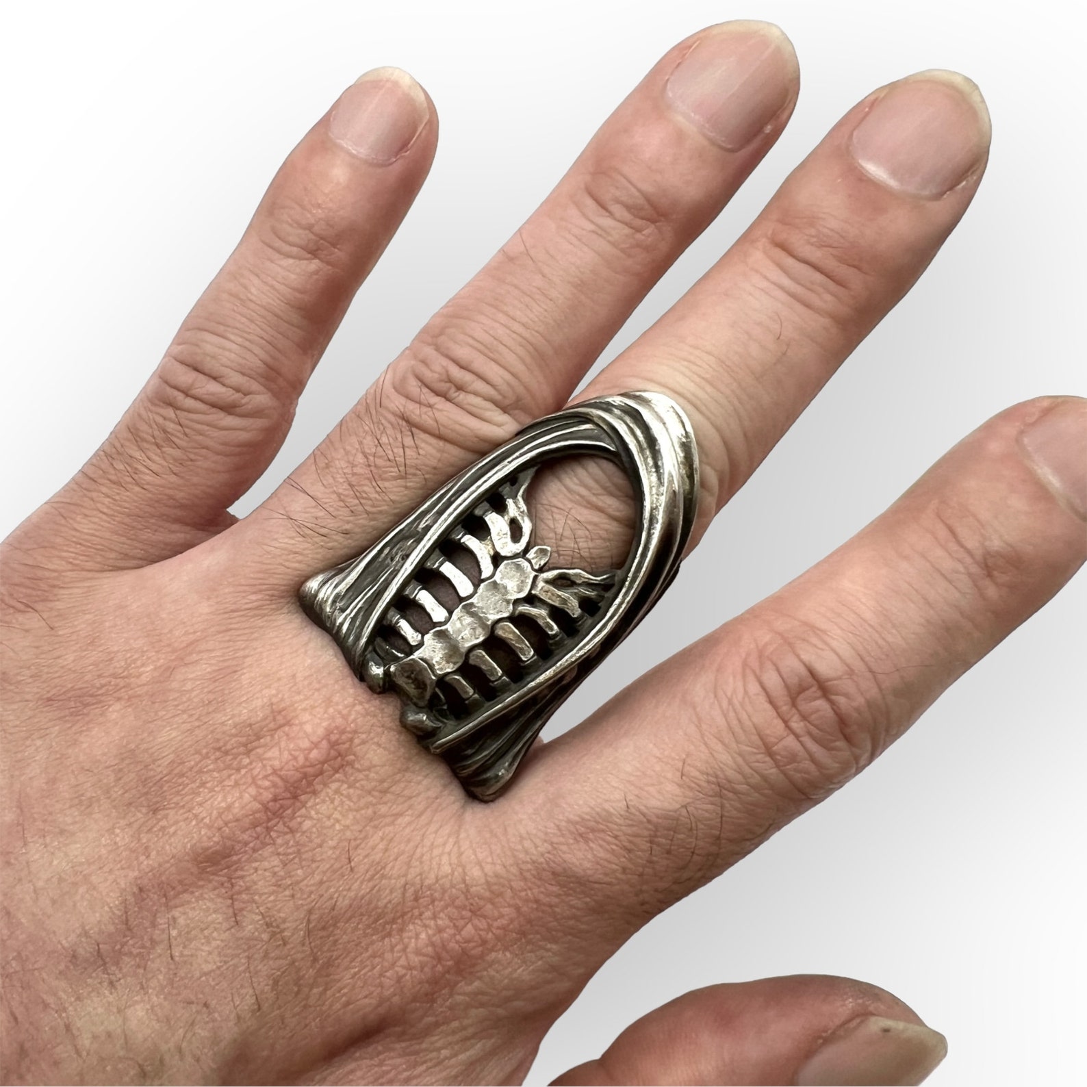 Legiomade Remains Ring Skull Torso Body Gothic Horror Silver Starling ...