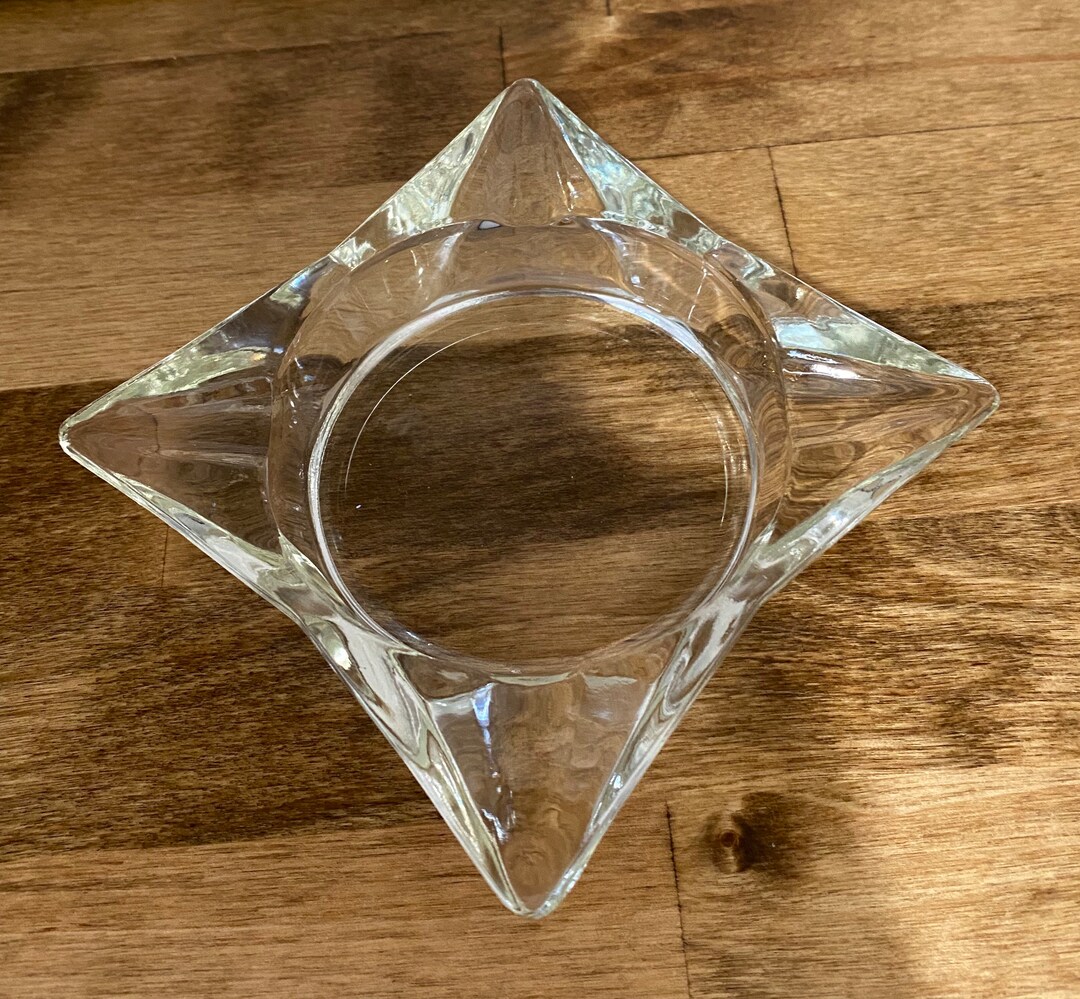 Vintage Starburst Clear Glass Ashtray - Etsy