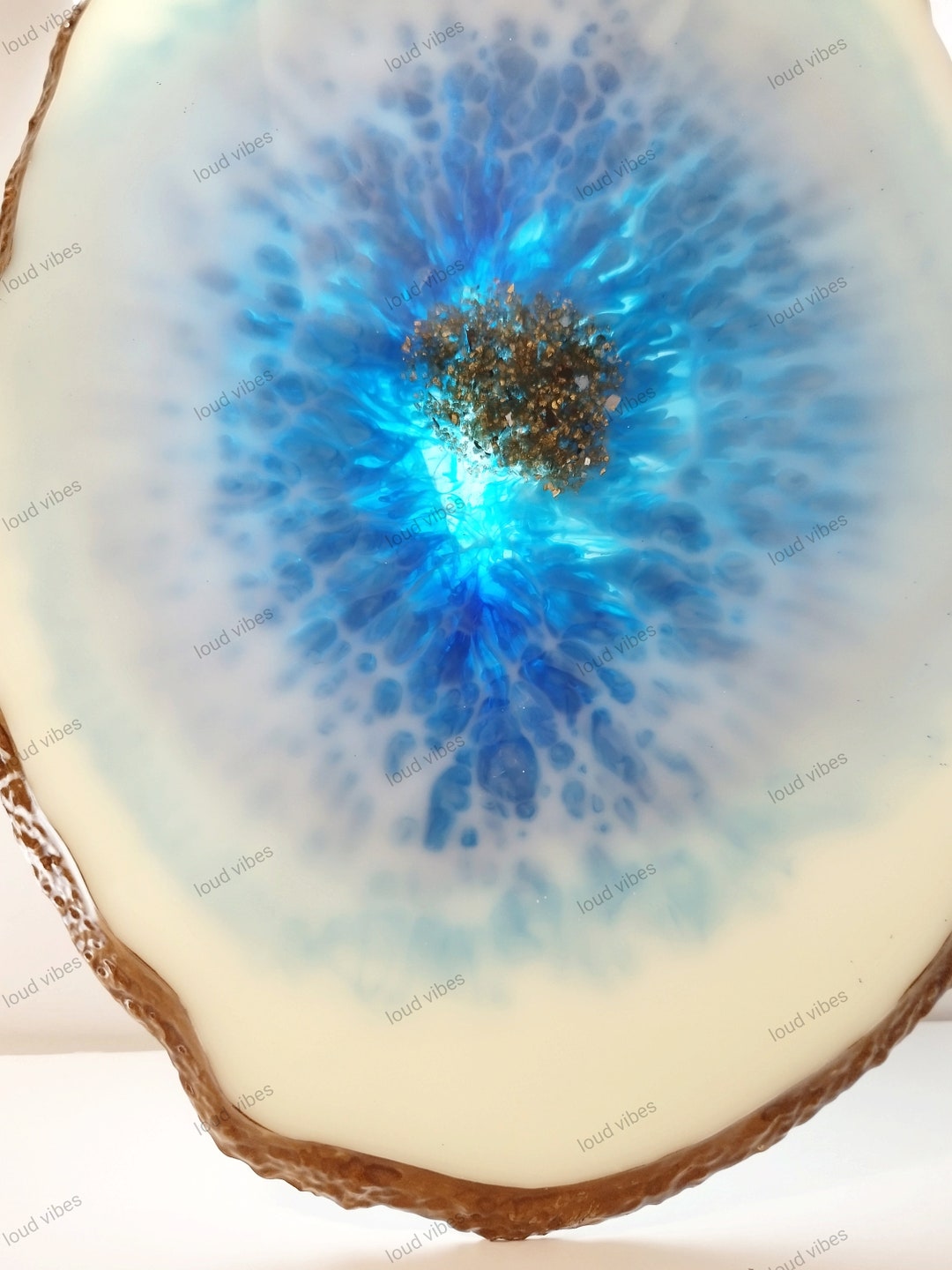 Liquid Glass Table Center Pieces Decor (resin Art), Home Decor, Center ...