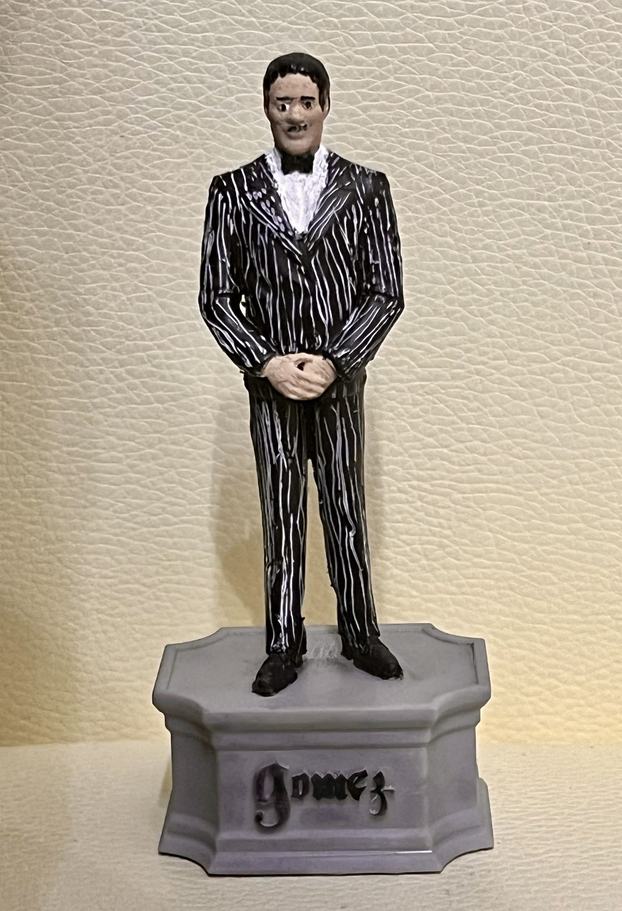 Gomez Addams Raul Julia