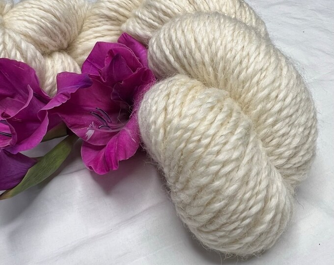 Mr. Elliott - Bulky/aran Weight 2-ply 100% Romney Wool Yarn in Butter ...