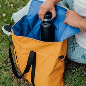Milkweed Insulated Satchel for Drinks and Food With Magnetized Flap ...