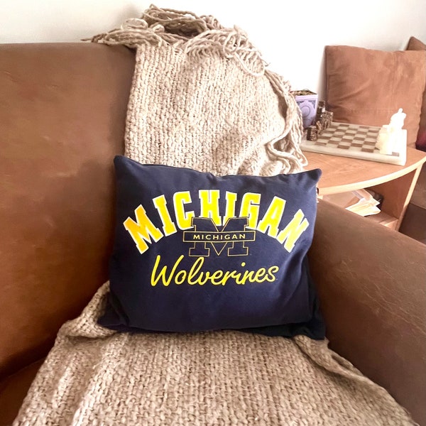 Michigan Pillow - Etsy