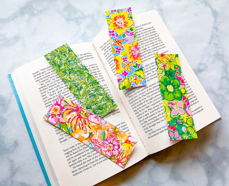 Preppy Printable Bookmarks With Fun Floral Tropical Design | Aesthetic ...