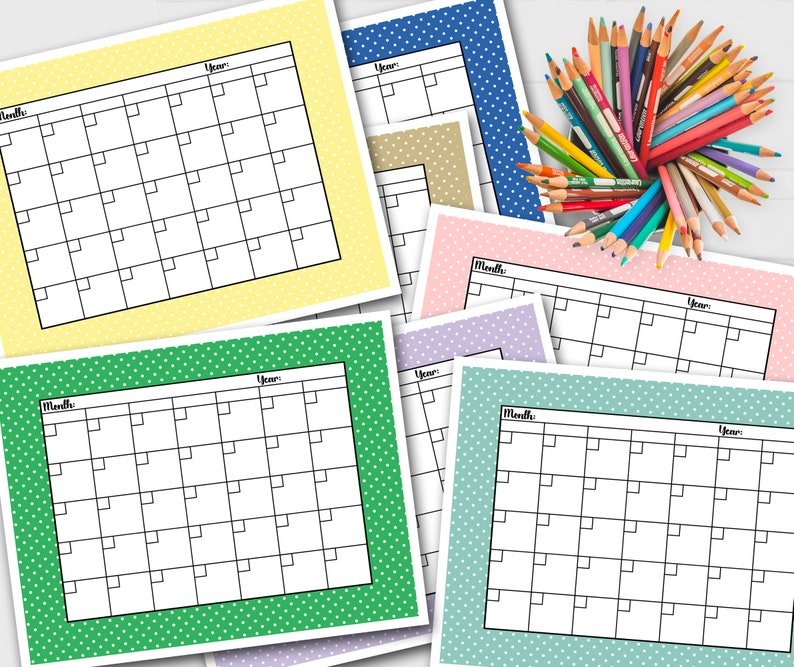 24 Polka Dot Blank Calendars in Lots of Colors | Printable Calendar ...