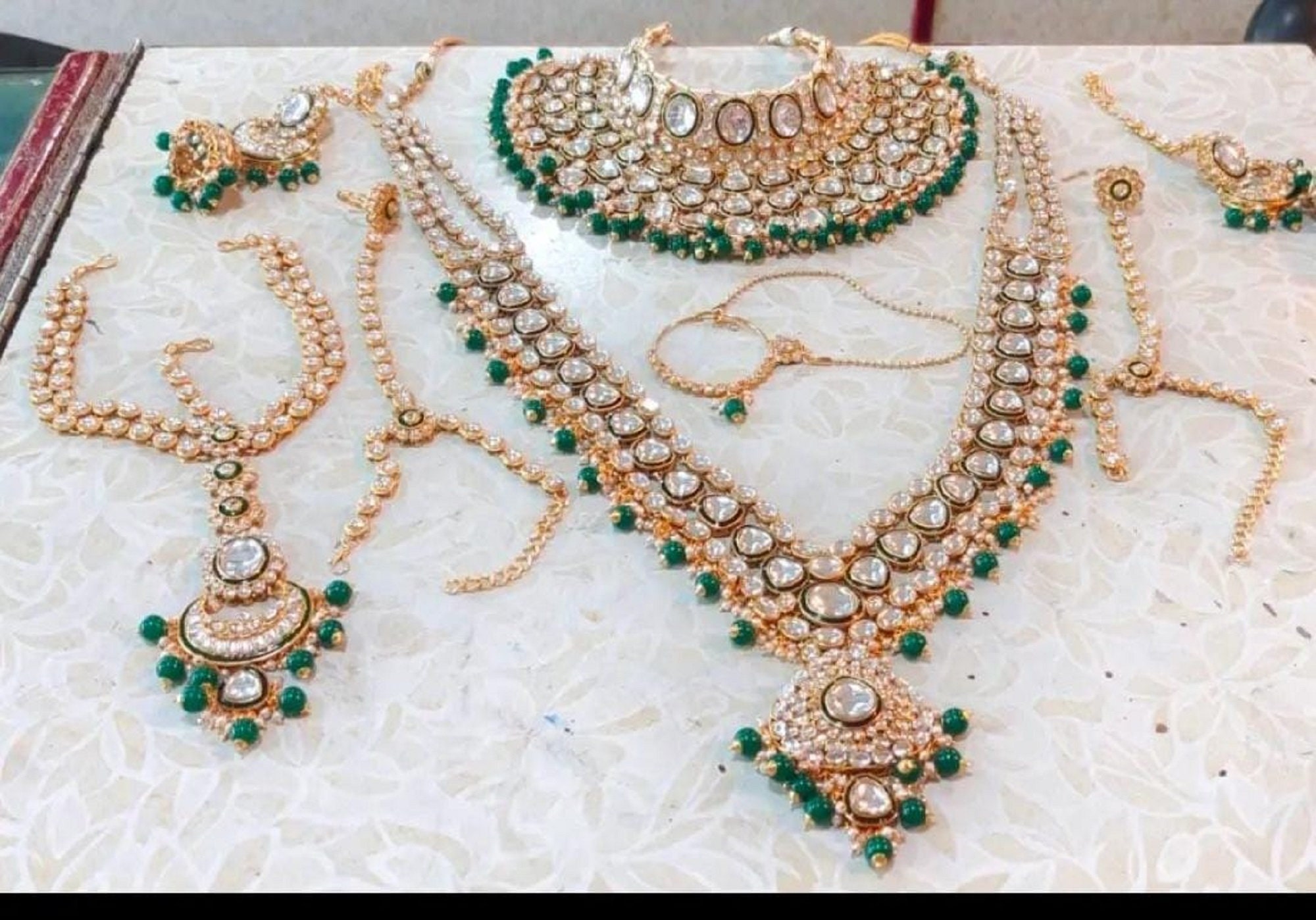 Traditional Handmade Wedding Bollywood Jewelry/full Bridal Emerald ...