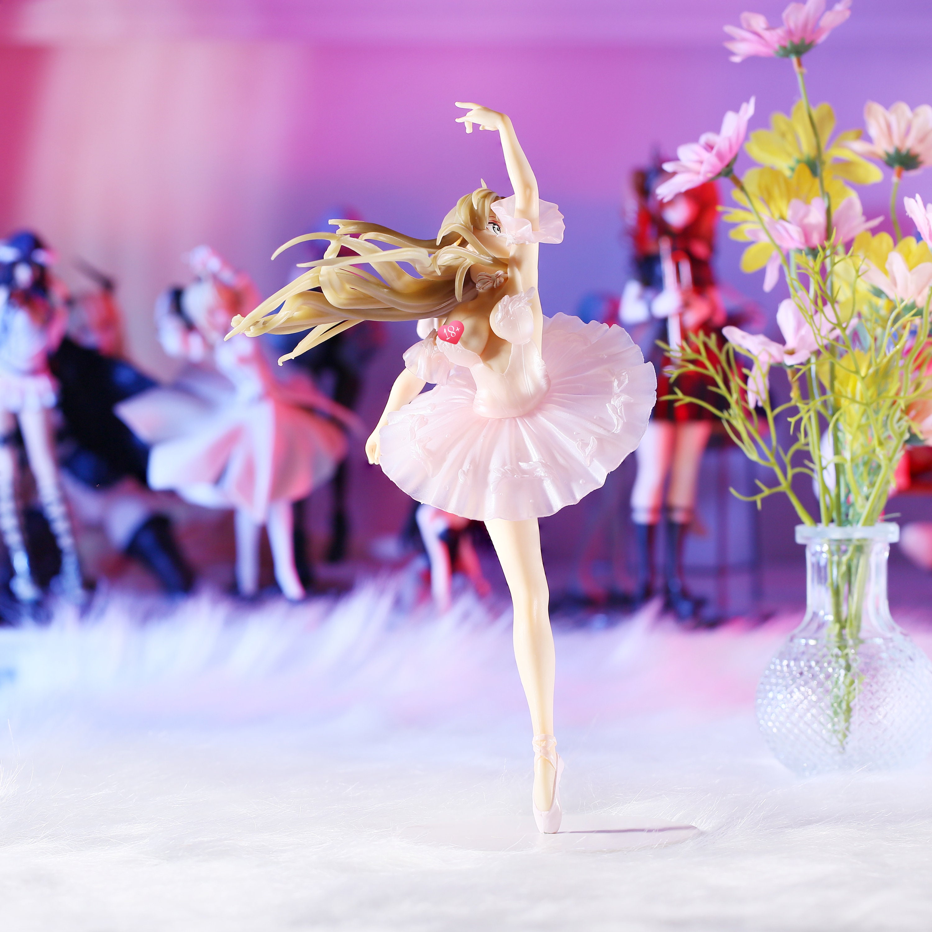 Anime Action Figure Fantastic Beauty Girl in Pink Clothes Rise and ...