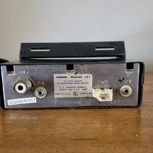Johnson CB Radio and Installation Operating Manual Model Messenger 191 ...