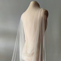 Tulle Bridal Cape – Layered Ruffle Train, Modern Wedding - Etsy