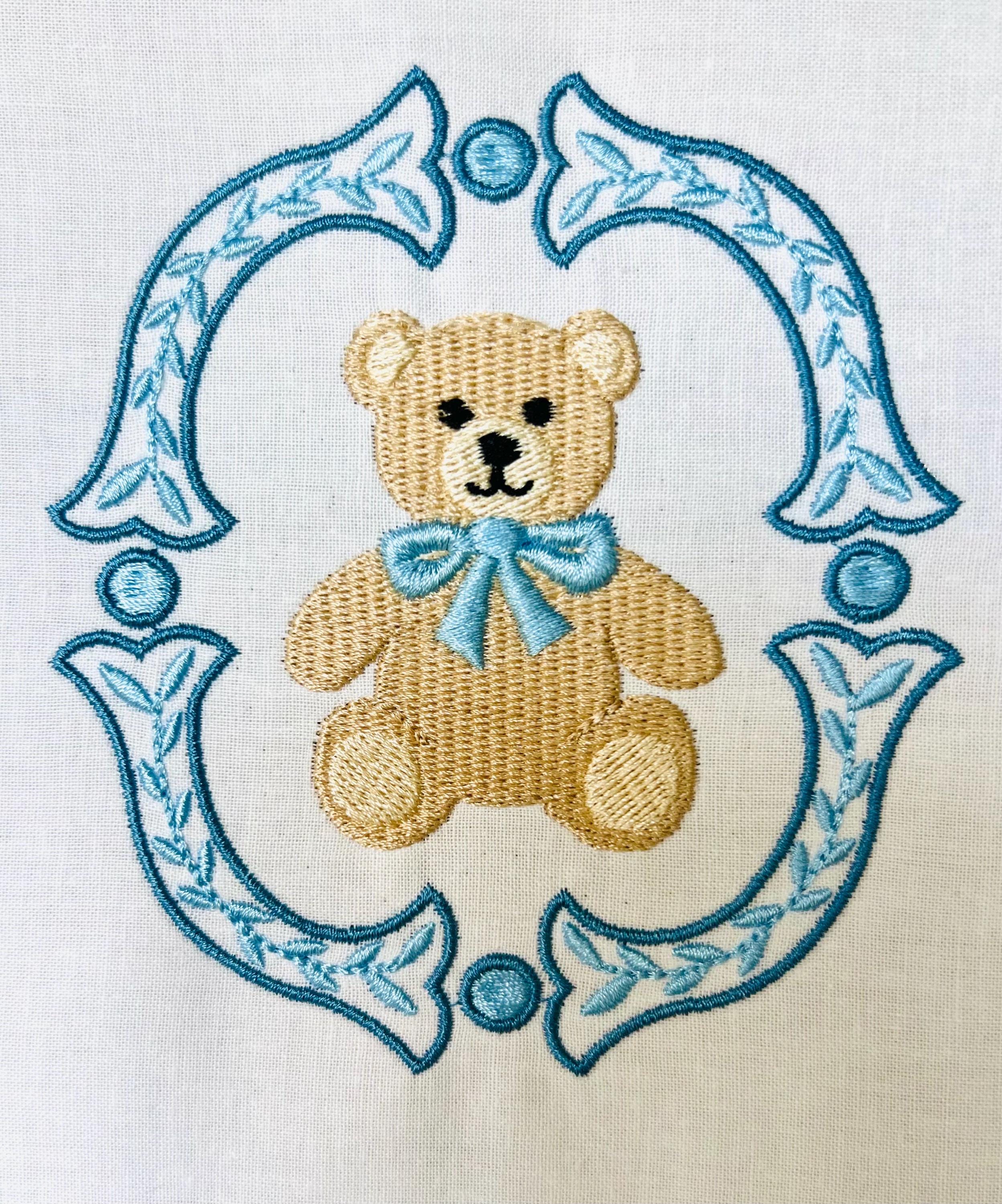 Teddy Bear in a Vintage Bow Tie Motif, Machine Embroidery Design, 6 ...