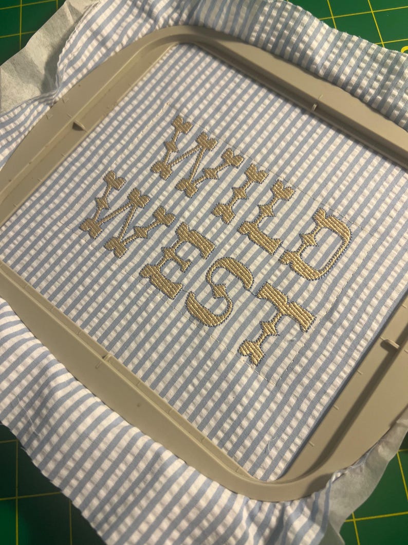 Wild West Western Font Rope Fill Two Color Outlined All Caps Machine ...