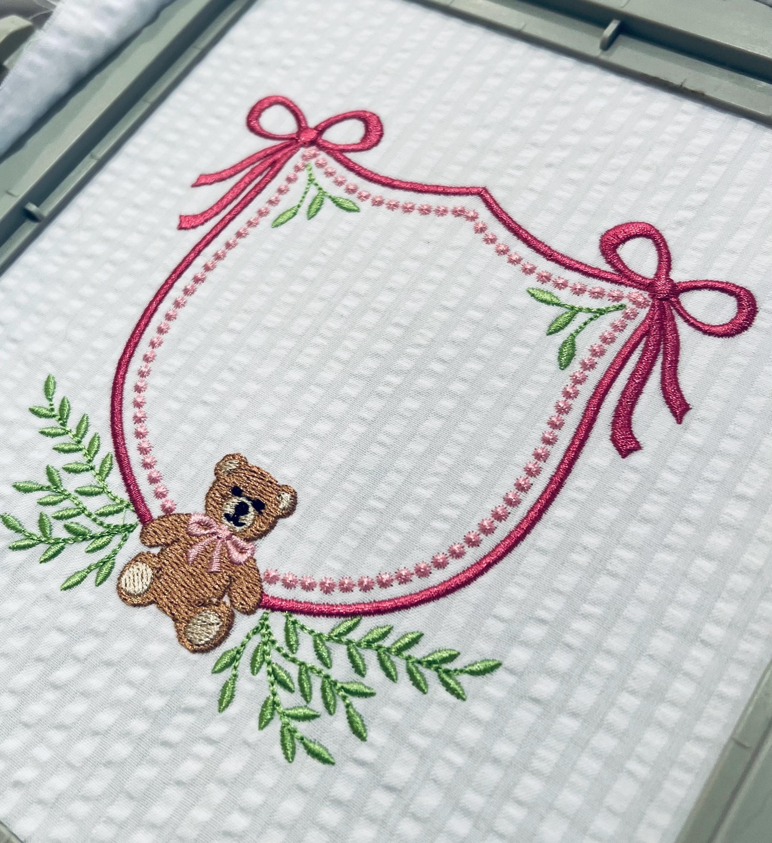 Teddy Bear Crest With Bows Ivy Greenery Monogram Frame, Machine ...