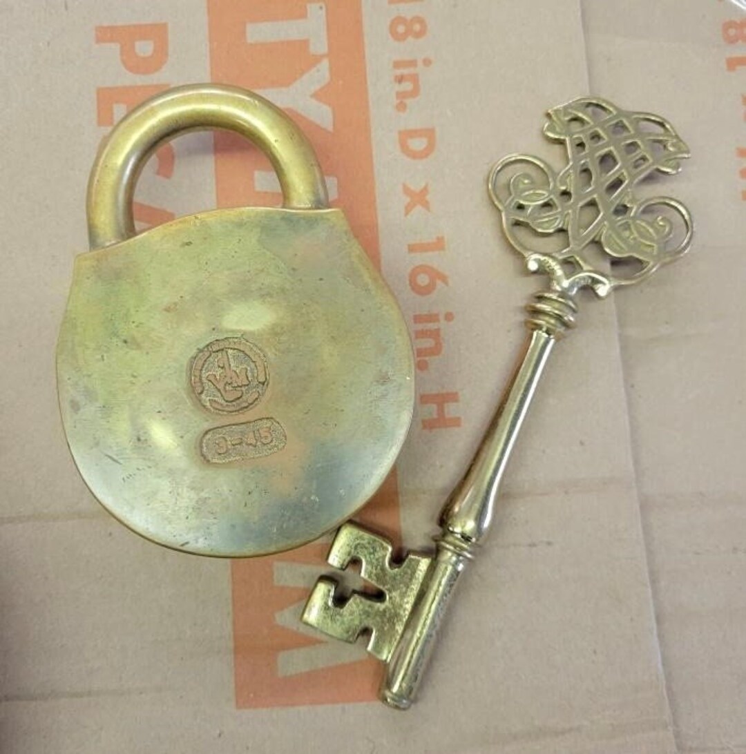 Virginia Metalcrafters Lock Ashtray or Covered Box - Etsy