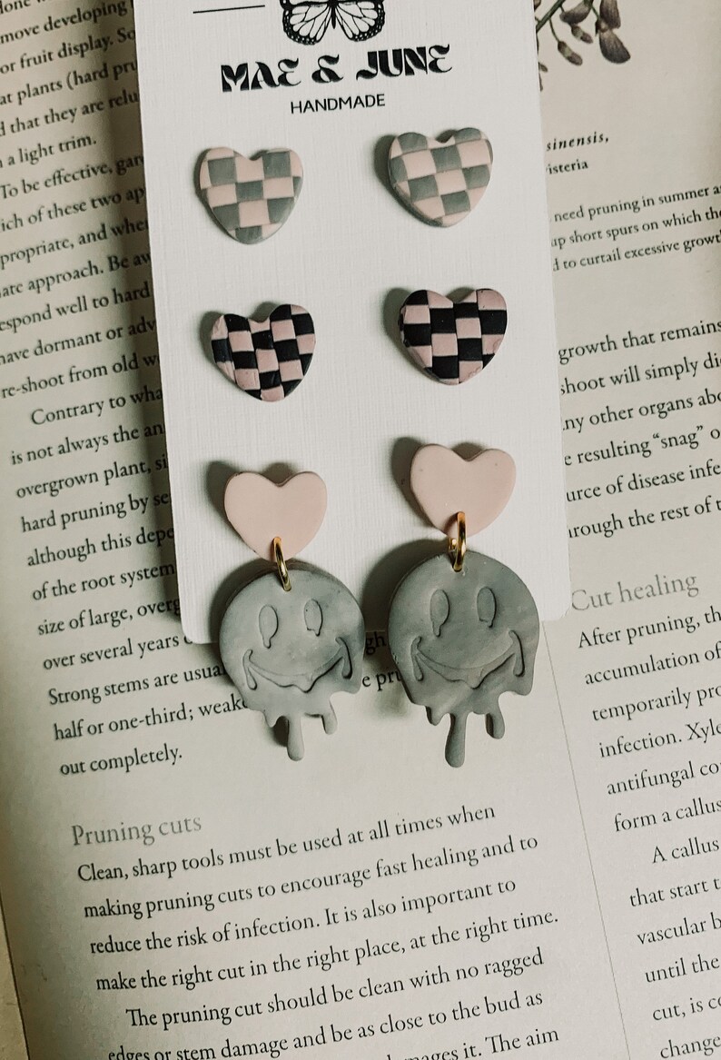 Concrete and Heart Droopy Smiley Face - Etsy