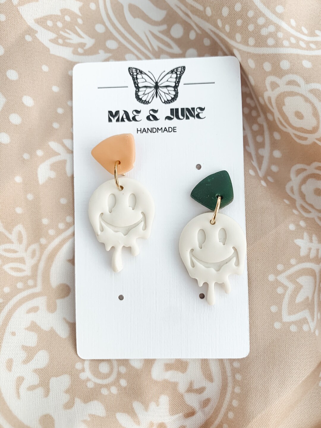 White Droopy Smiley Face - Etsy