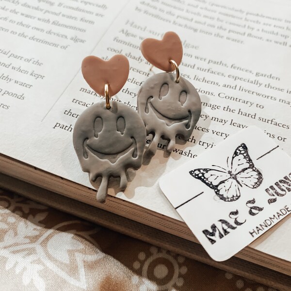 Droopy Smiley Face - Etsy