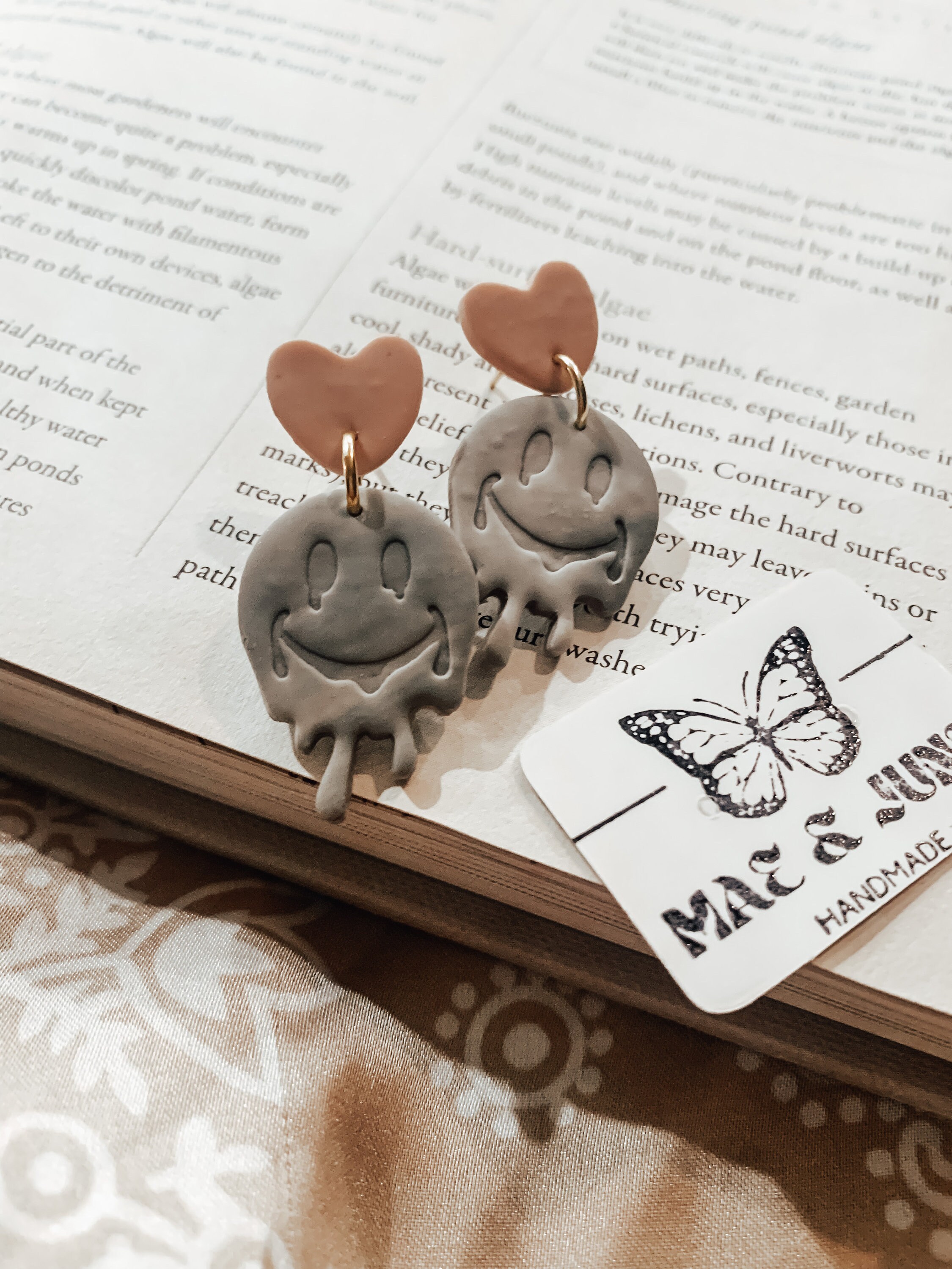 Concrete and Heart Droopy Smiley Face - Etsy