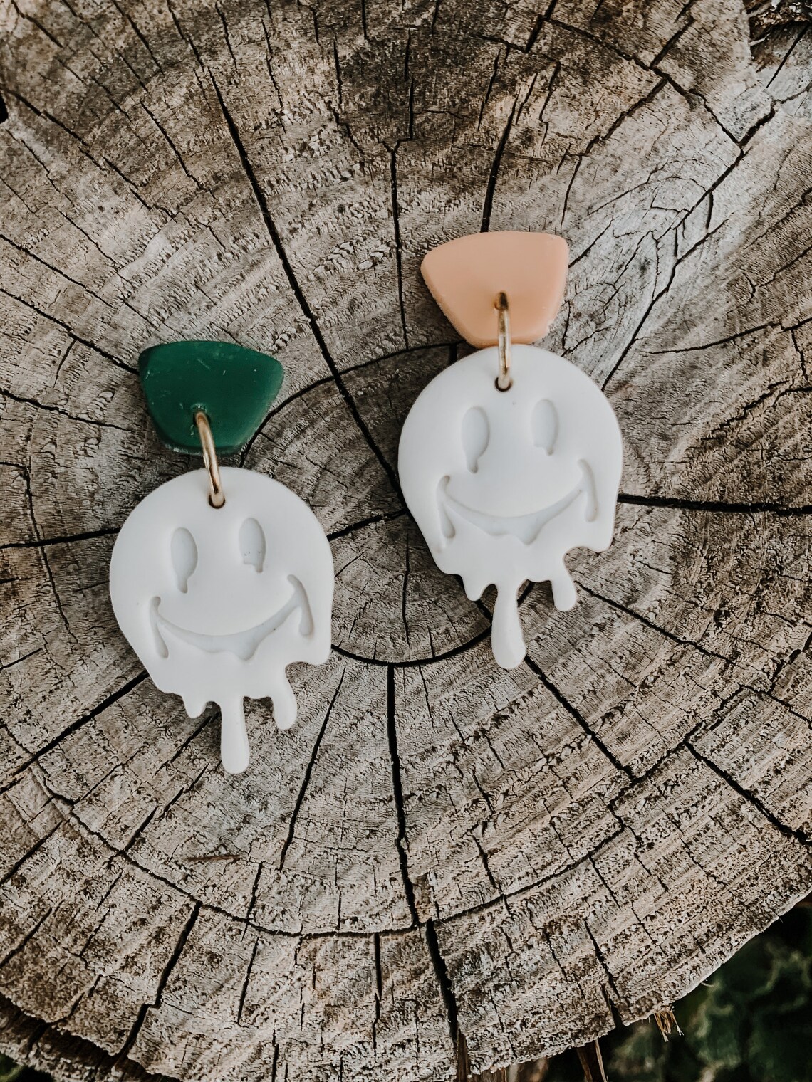 White Droopy Smiley Face - Etsy