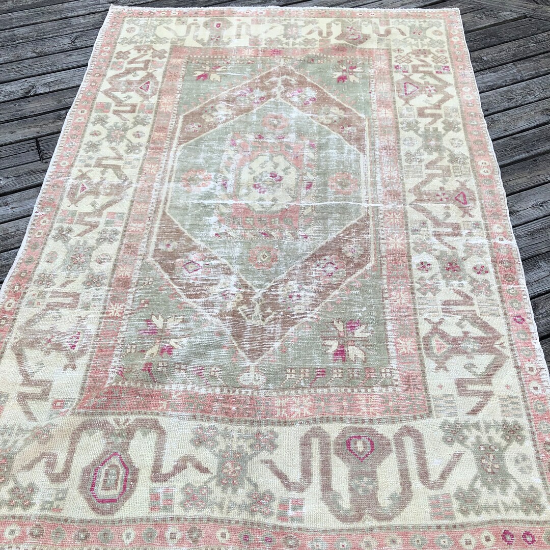 Antique Worn Rug | 6x7 Distressed Turkish Rug | Living Room Rug ...